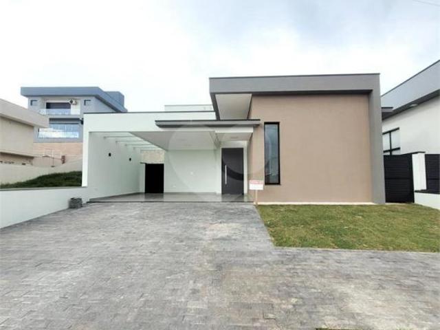 Condomínio com 3 quartos à venda em Buru SP