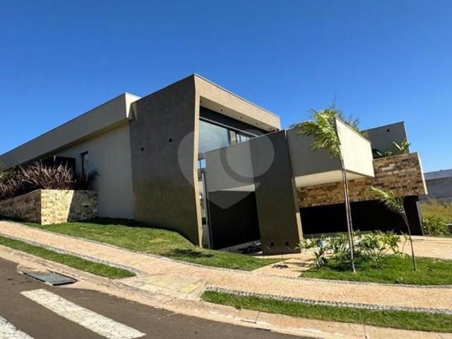 Condomínio com 3 quartos à venda em Campestre SP