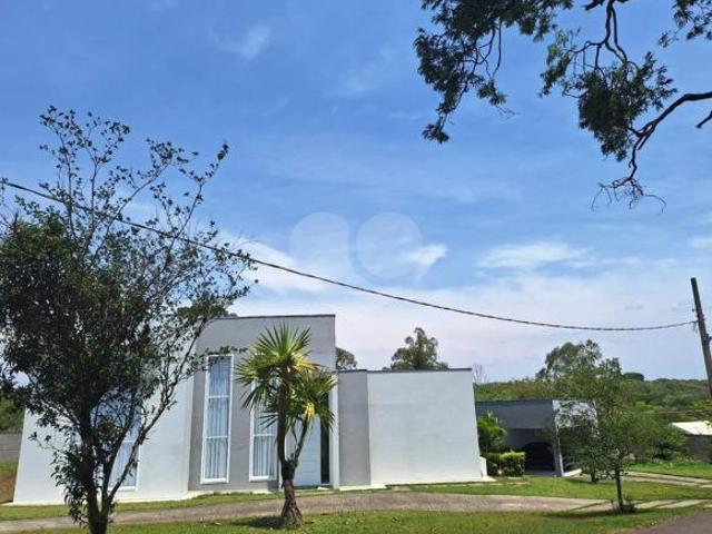 Condomínio com 3 quartos à venda em Caguassu SP