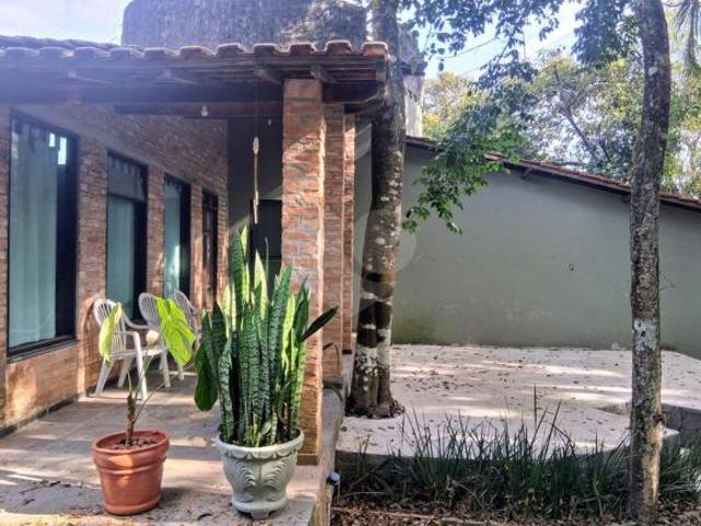 Condomínio com 3 quartos à venda em Caraguatá SP