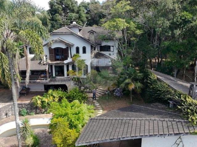 Condomínio com 3 quartos à venda em Caraguatá SP