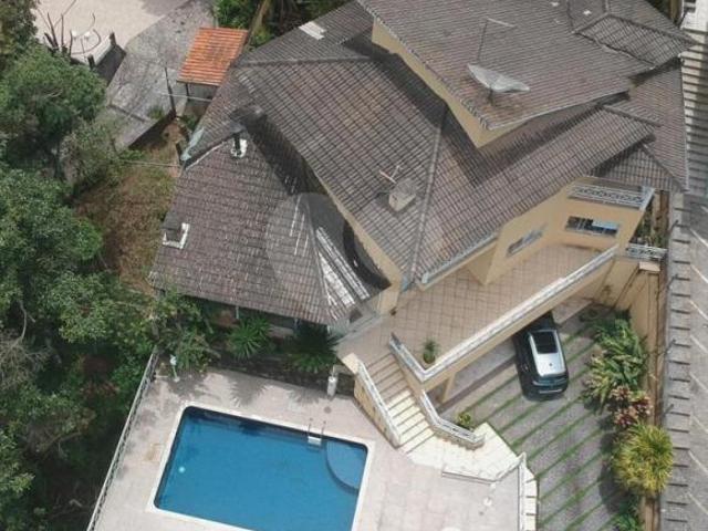 Condomínio com 3 quartos à venda em Caraguatá SP