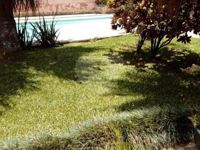 Condomínio com 3 quartos à venda em Caraguatá SP