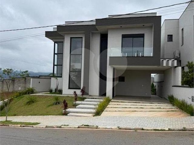 Condomínio com 3 quartos à venda em Cézar De Souza SP
