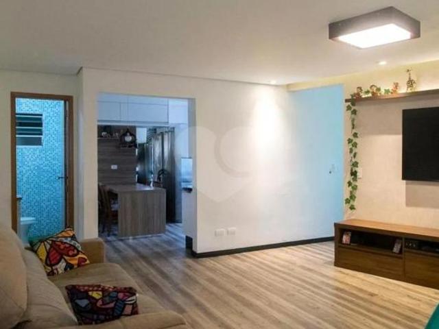 Condomínio com 3 quartos à venda em Chora menino SP