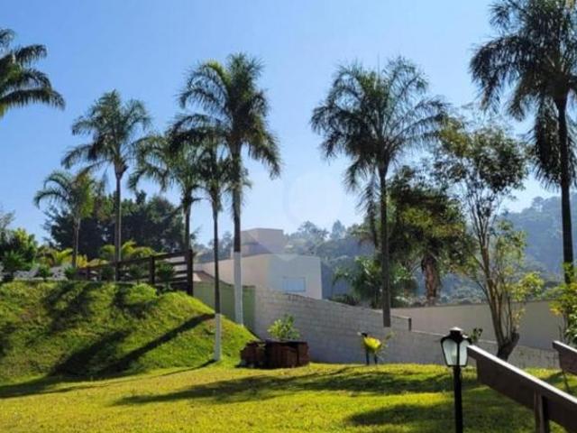Condomínio com 3 quartos à venda em Condomínio Porta Do Sol SP
