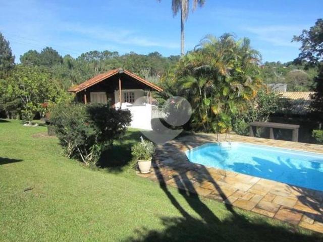 Condomínio com 3 quartos à venda em Cumbari SP