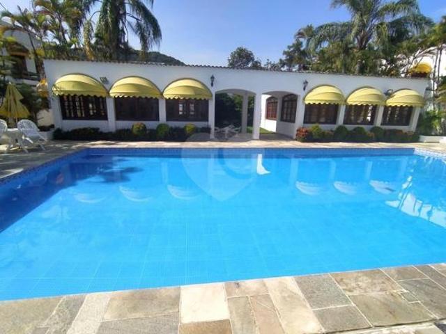 Condomínio com 3 quartos à venda em Enseada SP