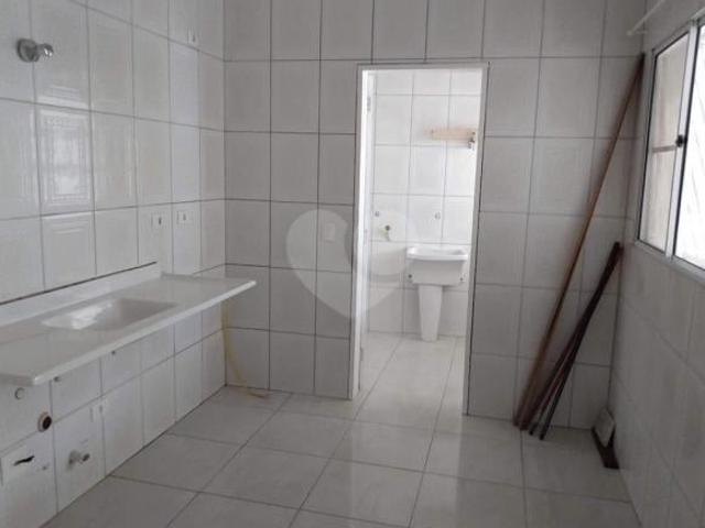 Condomínio com 3 quartos à venda em Itaim paulista SP