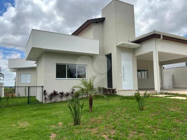 Condomínio com 3 quartos à venda em Itapecerica SP