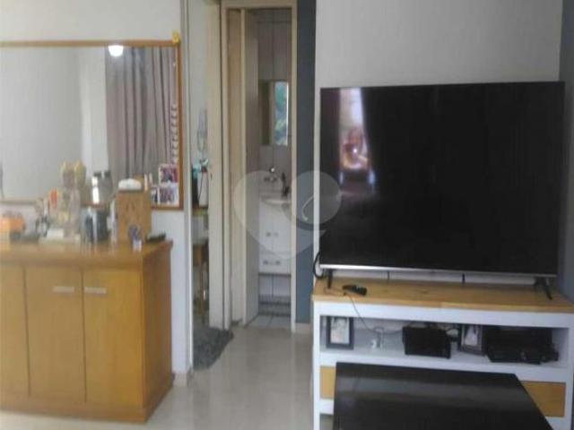 Condomínio com 3 quartos à venda em Jaraguá SP