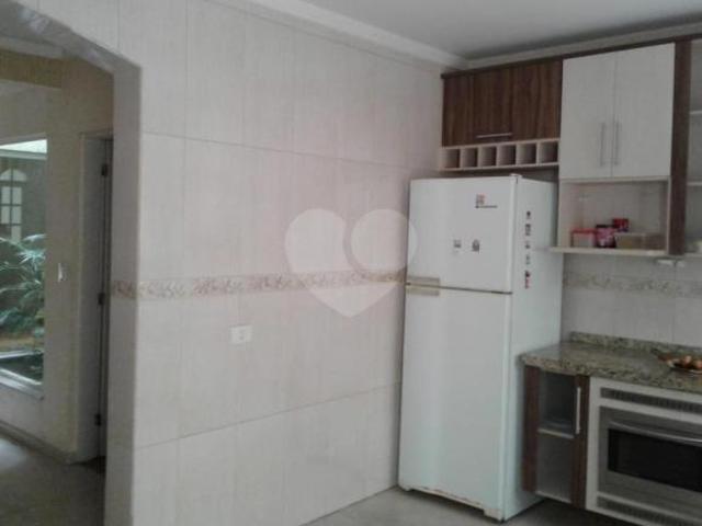 Condomínio com 3 quartos à venda em Jardim britânia SP