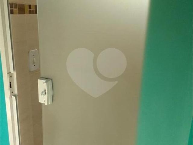 Casa à venda com 3 quartos, sendo 1 suíte, no condomínio Moradas Lll, São Carlos