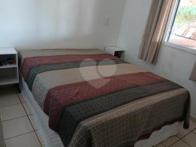 Casa à venda com 3 quartos, sendo 1 suíte, no condomínio Terra Nova, São Carlos