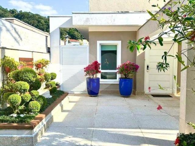 Condomínio com 3 quartos à venda em Jardim Itatinga SP