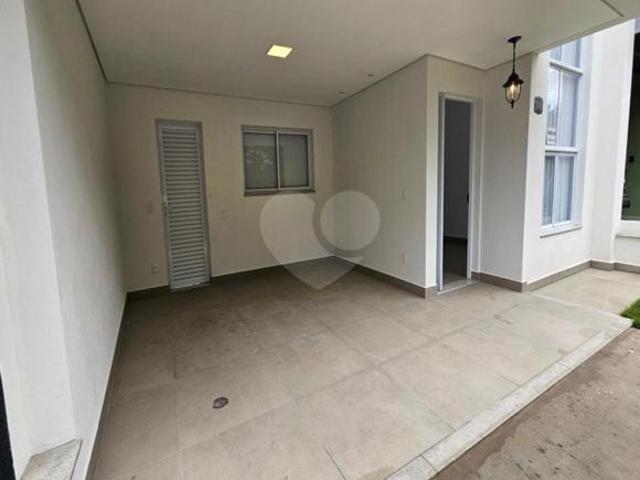 Condomínio com 3 quartos à venda em Jardim mantova SP
