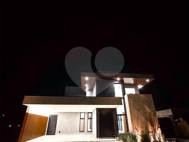 Condomínio com 3 quartos à venda em Loteamento residencial una SP