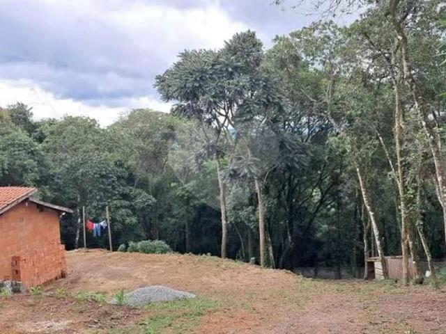 Condomínio com 3 quartos à venda em Mato dentro SP