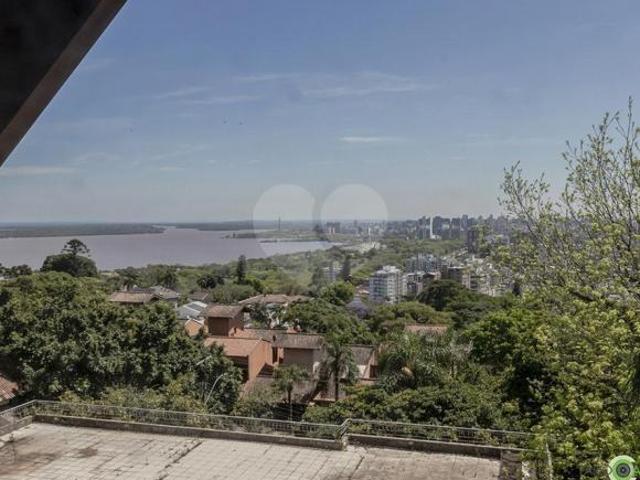 Casa com 3 quartos à venda em Menino deus RS