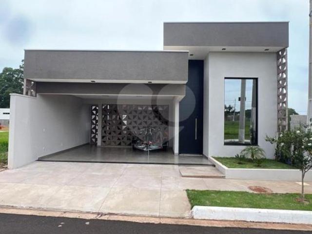 Casa à venda com 3 suítes no condomínio Recanto Dos Sabias, São Carlos