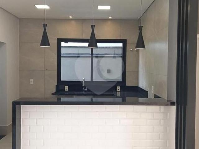 Condomínio com 3 quartos à venda em Roncáglia SP