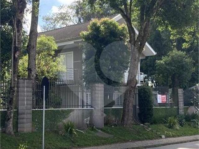 Condomínio com 3 quartos à venda em Santa felicidade PR