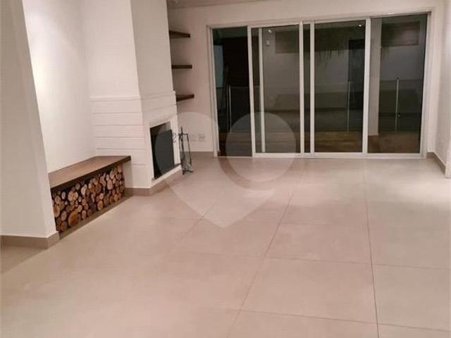 Condomínio com 3 quartos à venda em Santo amaro SP