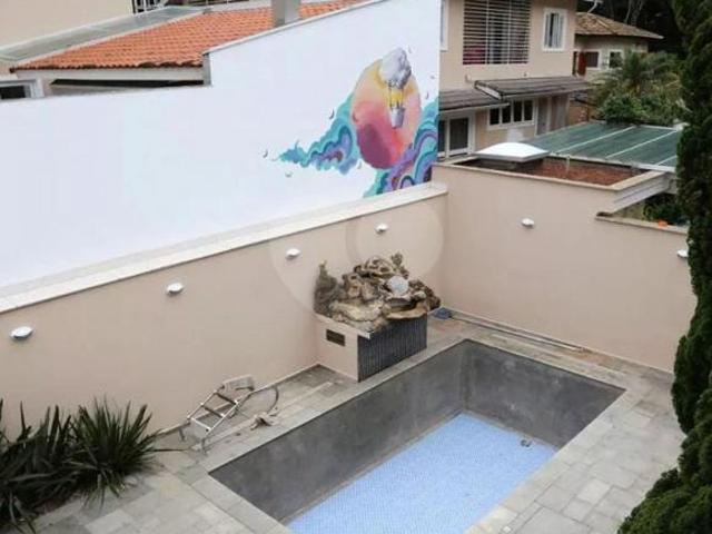 Condomínio com 3 quartos à venda em Super Quadra Morumbi SP