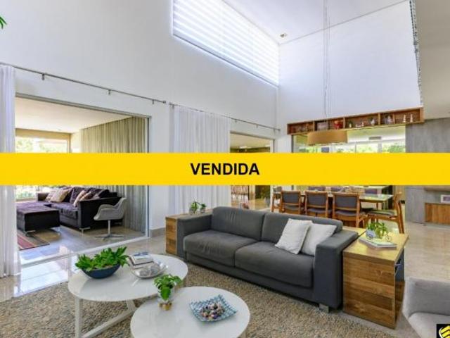 CONDOMÍNIO DE ALTO LUXO E LAZER CASA DE 2 PAVIMENTOS PISCINA CHURRASQUEIRA