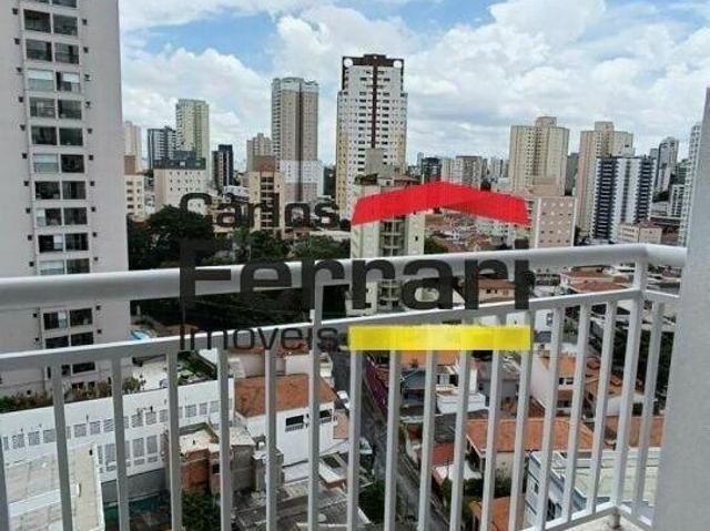 Condomínio de apartamentos com 2 dormitórios, 1 suíte, 1 vaga, próximo ao metrô