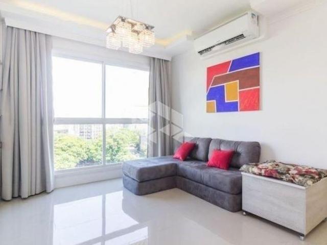CONDOMÍNIO DE LUXO COM VISTA INCRÍVEL E PERENE