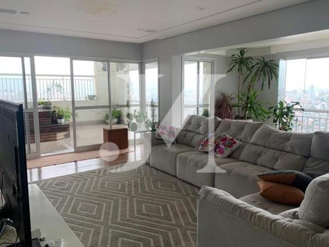 Condomínio Edificio Lugano Club Cobertura Duplex de 221m², 4 Dormitórios com 2 Suítes, 1 Depósito
