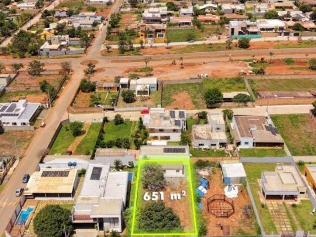 CONDOMINIO ESTANCIA QUINTAS DA ALVORADA LOTE COM EDICULA