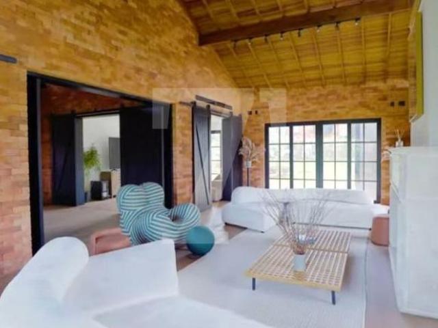 Condomínio Fazenda Boa Vista à venda Barn House 6 quartos