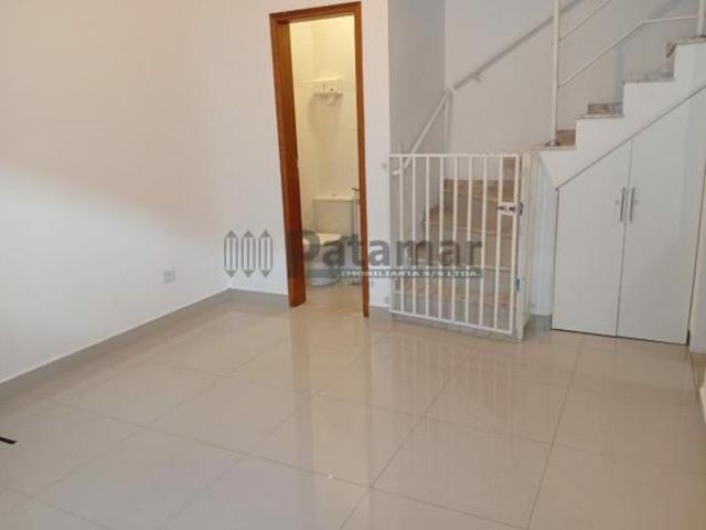 Condominio fechado com 2 suites ao lado da Previdencia