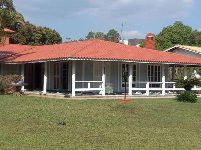 Condomínio Fechado / Casa Estilo Fazenda: 79 km SP Estuda Troca