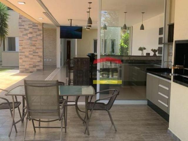 Condominio fechado alto padrão 360 m²