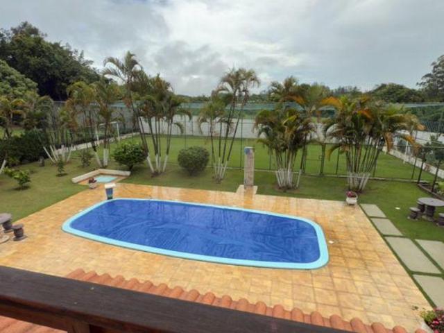 CONDOMÍNIO FECHADO: KM 78 ENCANTADORA CASA DE CAMPO COM 5 SUÍTES