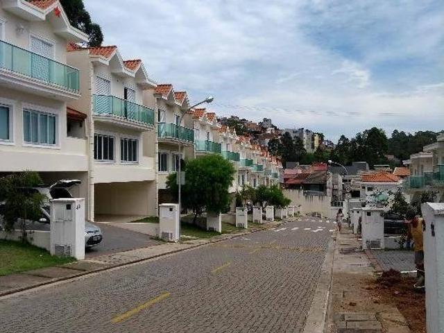 Condomínio Forest Hills Sobrado 127 M² com 03 Dorm. 02 vagas