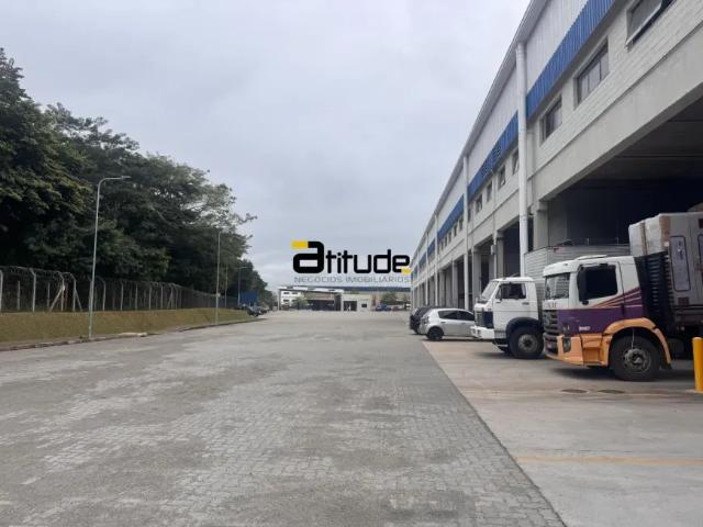 Condomínio Galpão 1.849 m² para Locação em Barueri SP
