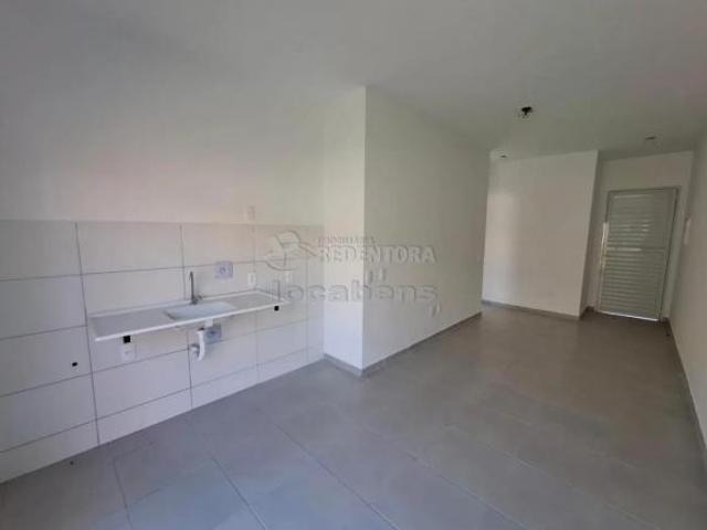 Condomínio Garden Rni Casa com 2 dormitórios, 01 vaga de garagem