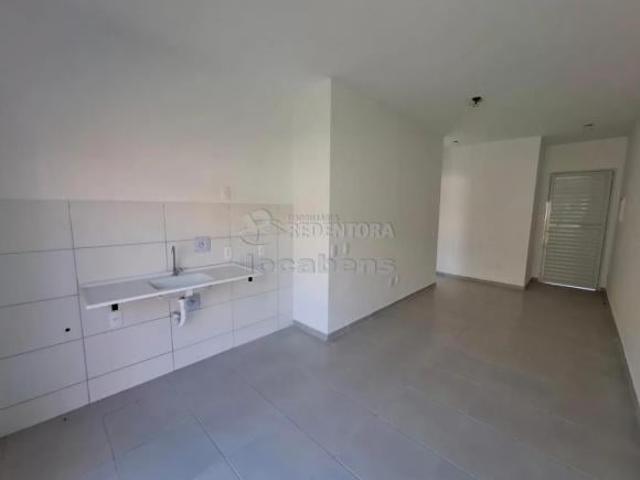 Condomínio Garden Rni Casa com 2 dormitórios, 01 vaga de garagem