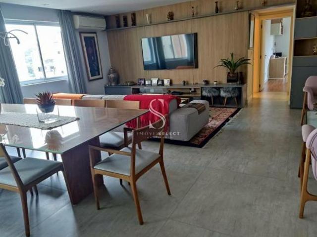Condomínio Garuva em Santa Cecilia, Apartamento de 121m² com 2 suítes, 2 vagas