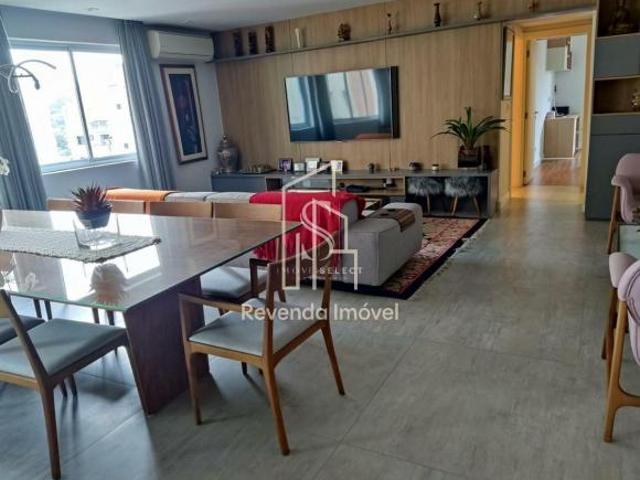 Condomínio Garuva em Santa Cecilia, Apartamento de 121m² com 2 suítes, 2 vagas
