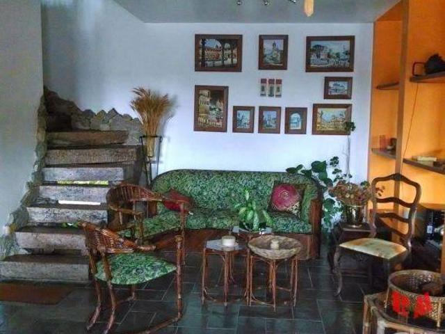 Condomínio Gramado Casa com 3 dormitórios à venda, 350 m² por R$ 1.600.000 Gramado Cotia/SP