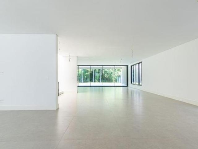 Condomínio Hípica Max Garden Casa de Alto Padrão 550m² na Granja Julieta