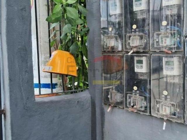 CONDOMÍNIO HORIZONTGAL COM 6 IMÓVEIS TÉRREOS, SENDO 4 RESIDÊNCIAS E 2 COMERCIAIS INDEPENDENTES