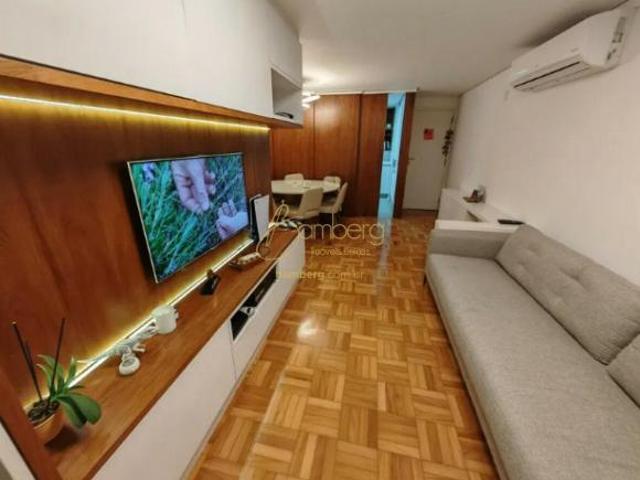 Condomínio Iporanga Apartamento à venda com 90m², 2 quartos e 1 vaga