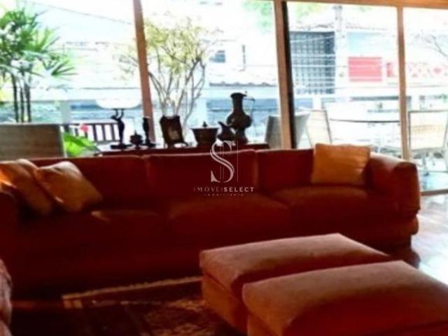 Condomínio Juliana no Campo Belo Apartamento de 4 dormitorios sendo os 4 suites, 6 banheiros e 4