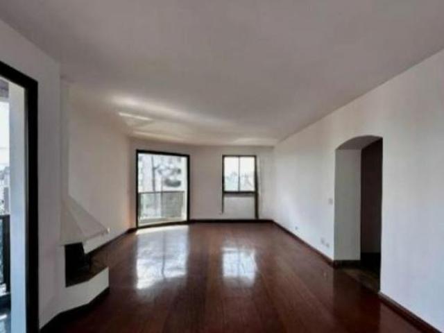 Condomínio Jardim Ipê em Campo Belo, Apartamento de 161m² com 2 suítes, 3 vagas